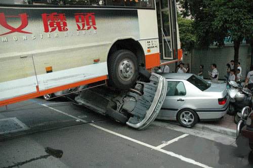The Wacky Traffic Accident Pic Post Page 13 Vw Vortex Volkswagen