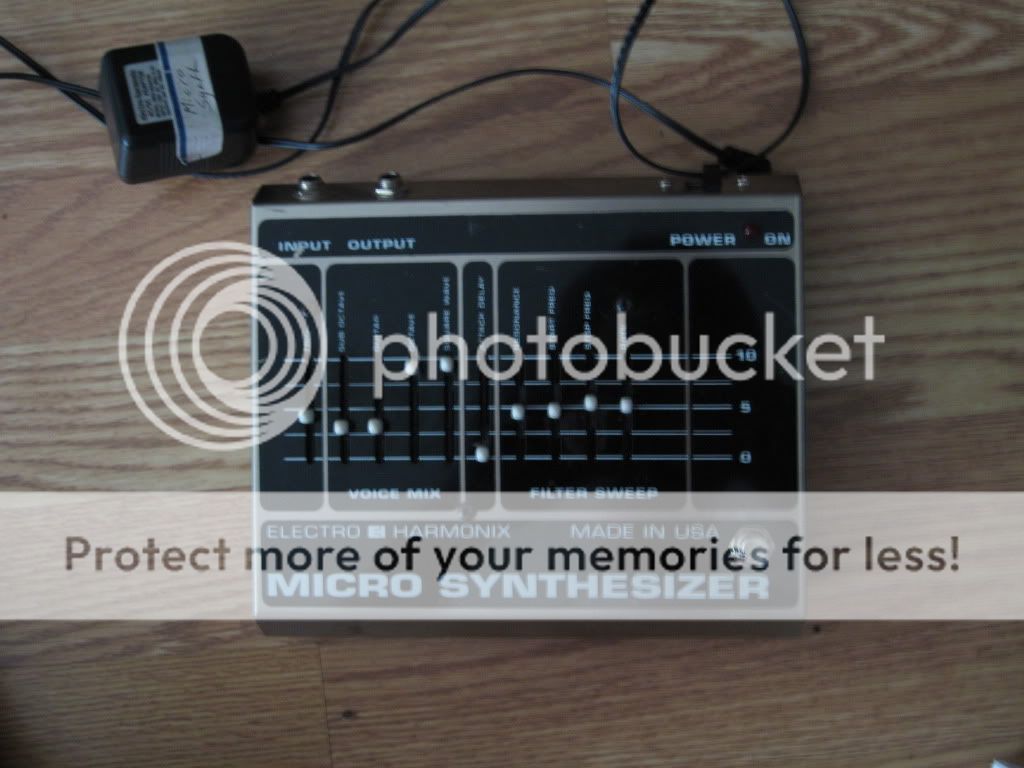 FSOT: Carl Martin Plexitone, EHX Micro Synth, Dano Daddy-O - Effects ...