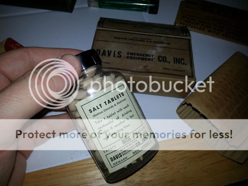 The Elusive WWII Salt Tablets - CRAIG PICKRALL FIELD & PERSONAL GEAR ...