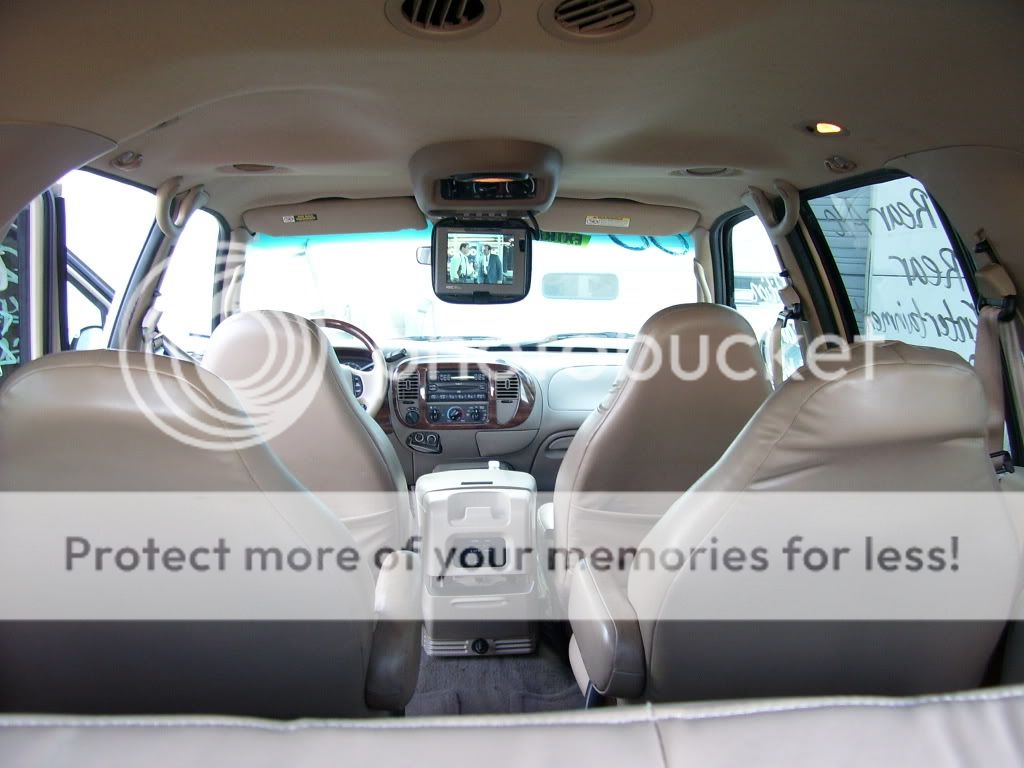 2000 Ford Expedition Custom Conversion w/ 23s | LayItLow.com Lowrider ...