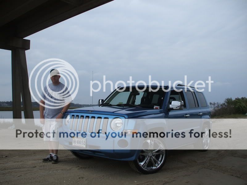 Look at this foxy devil:D | Jeep Patriot Forums